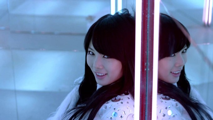 Mirror Mirror (거울아 거울아) by 4Minute (포미닛): Lyrics, Translation, and ...